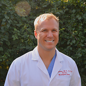 Dr. William Thompson Commerce Twp MI | Oral Surgeon White Lake, Milford